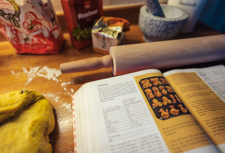 Classic St Lucia Buns (Lussekatter) - Scandinavian Cookbook