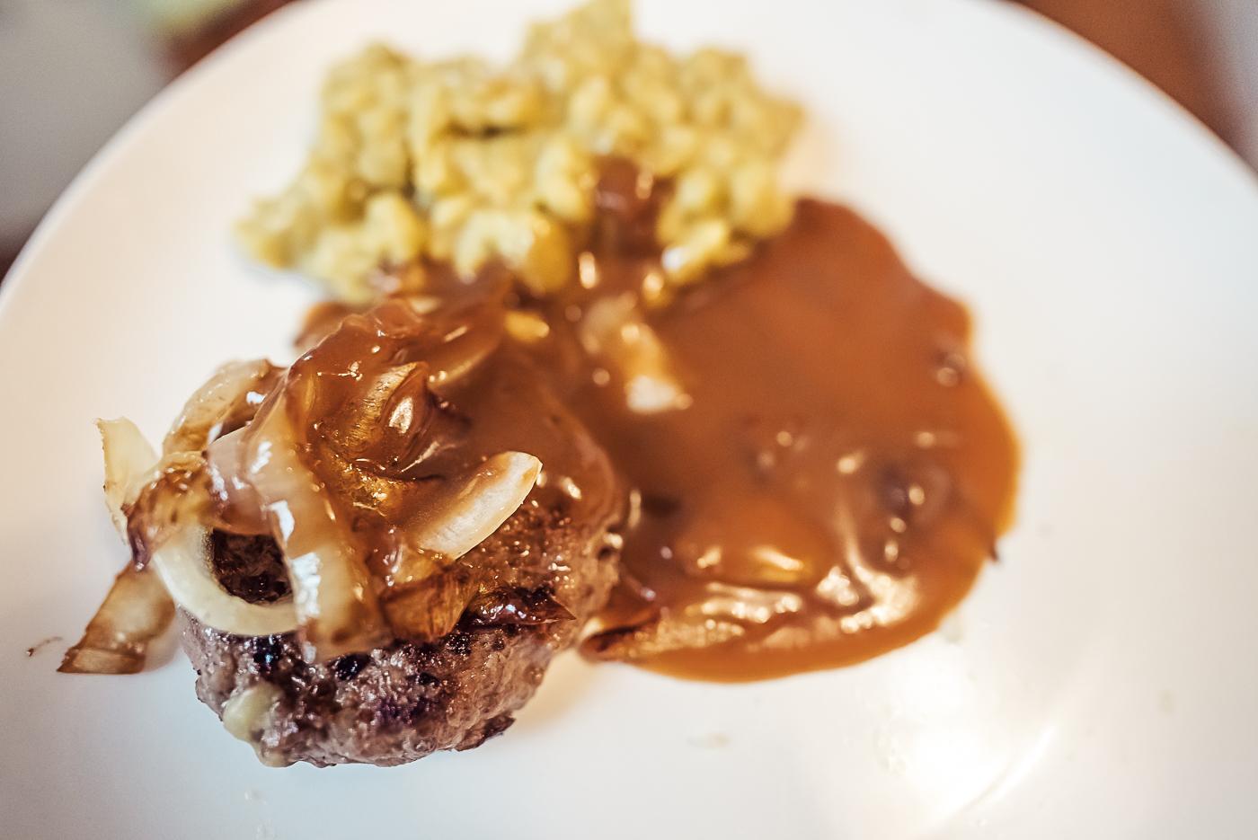 Karbonader (Norwegian Lean Beef Patties) - Scandinavian Cookbook