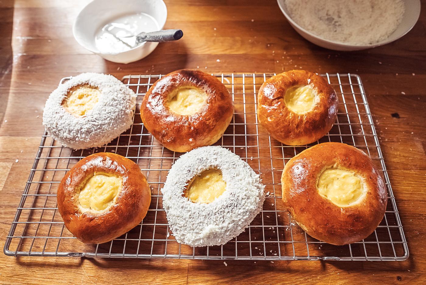 Skolebrød (Skoleboller) Norwegian "School Bread" Custard Buns ...