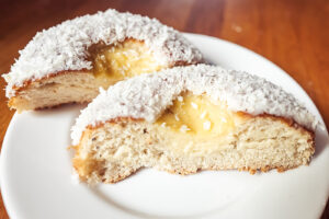 Skolebrød (Skoleboller) Norwegian "School Bread" Custard Buns ...