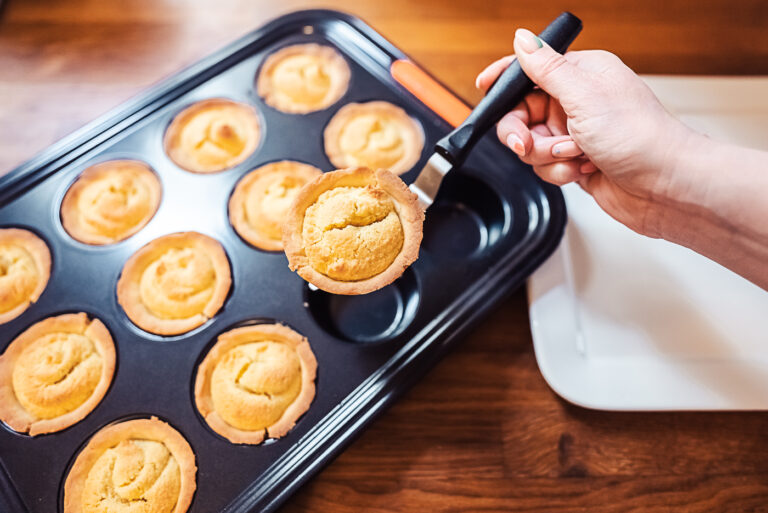 Mazariner - Scandinavian Almond Tartlets - Scandinavian Cookbook
