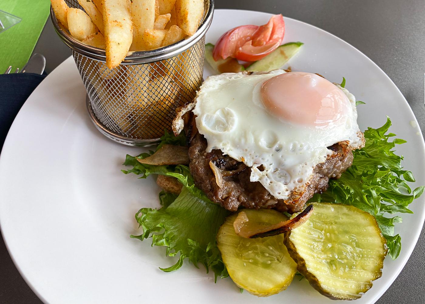 Karbonader (Norwegian Lean Beef Patties) - Scandinavian Cookbook