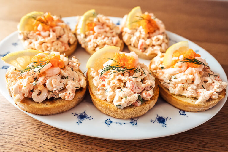 17 Traditional Norwegian Recipes - Scandinavian Cookbook