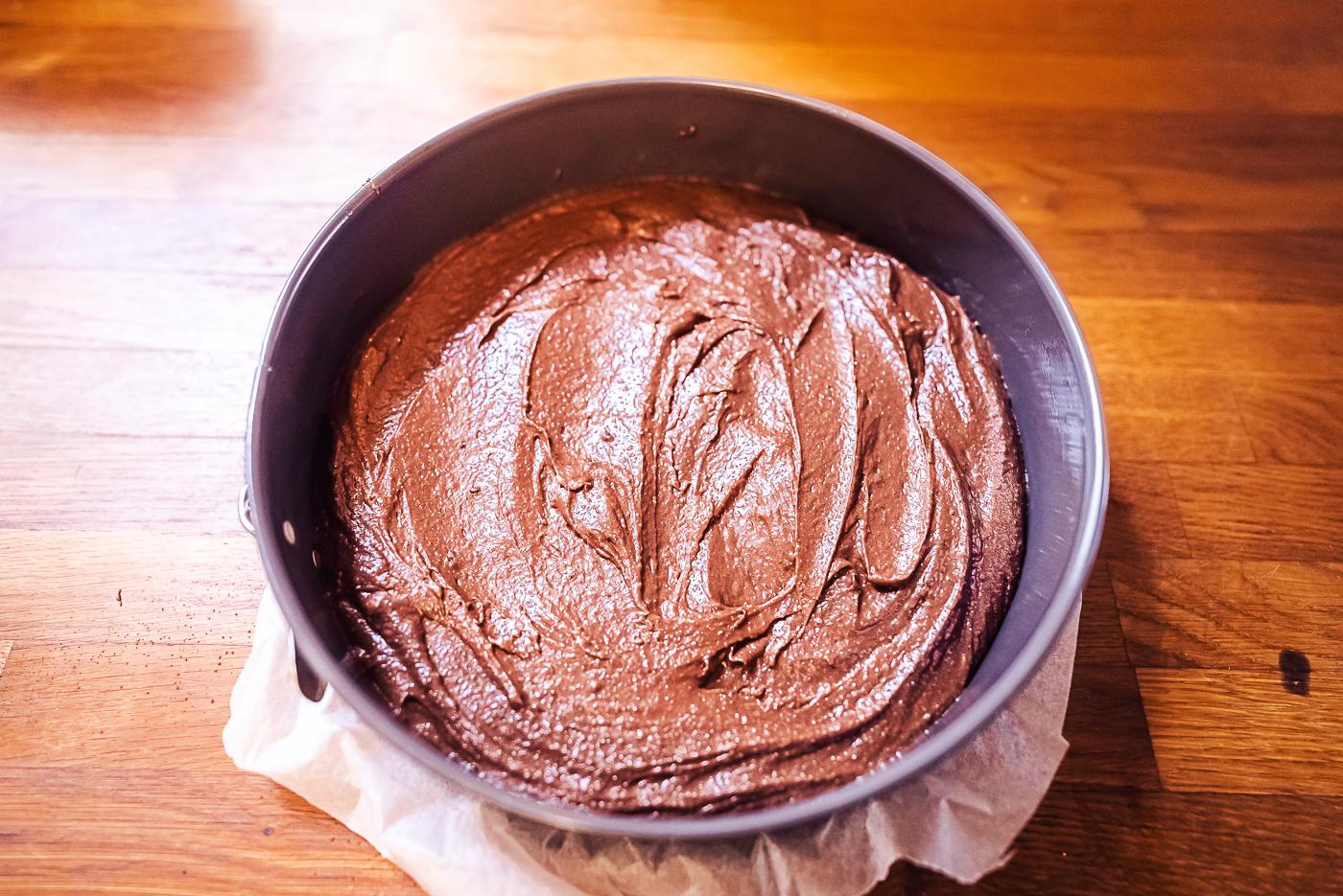 Kladdkaka (Swedish Sticky Chocolate Cake) - Scandinavian Cookbook