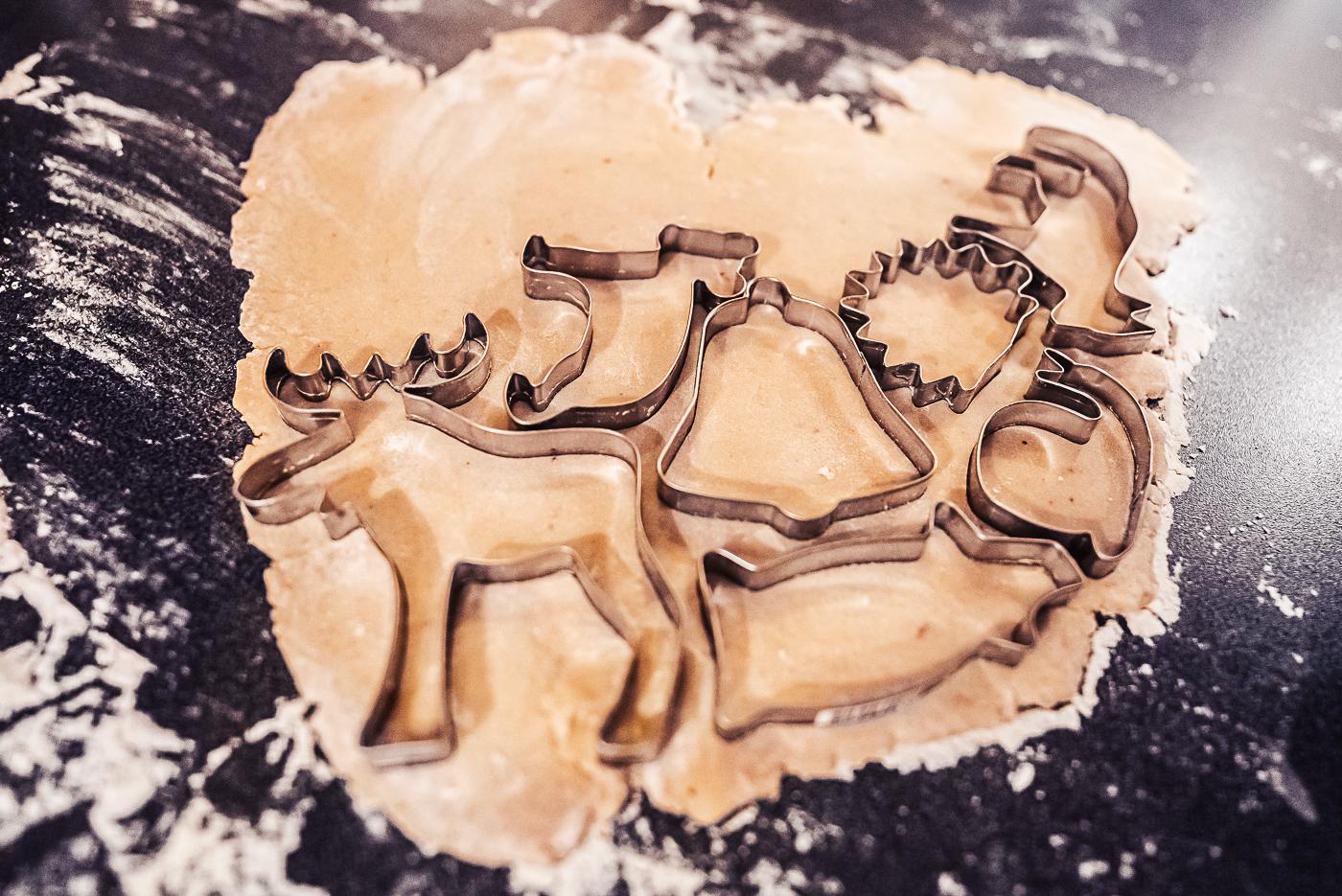 Kakemenn (Norwegian Christmas Cookies) - Scandinavian Cookbook