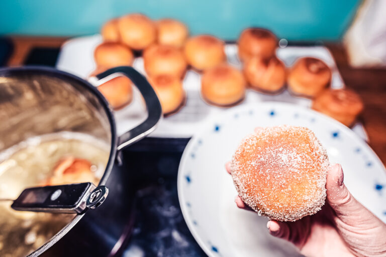 Northern Norwegian Solboller (Sun Buns) - Scandinavian Cookbook