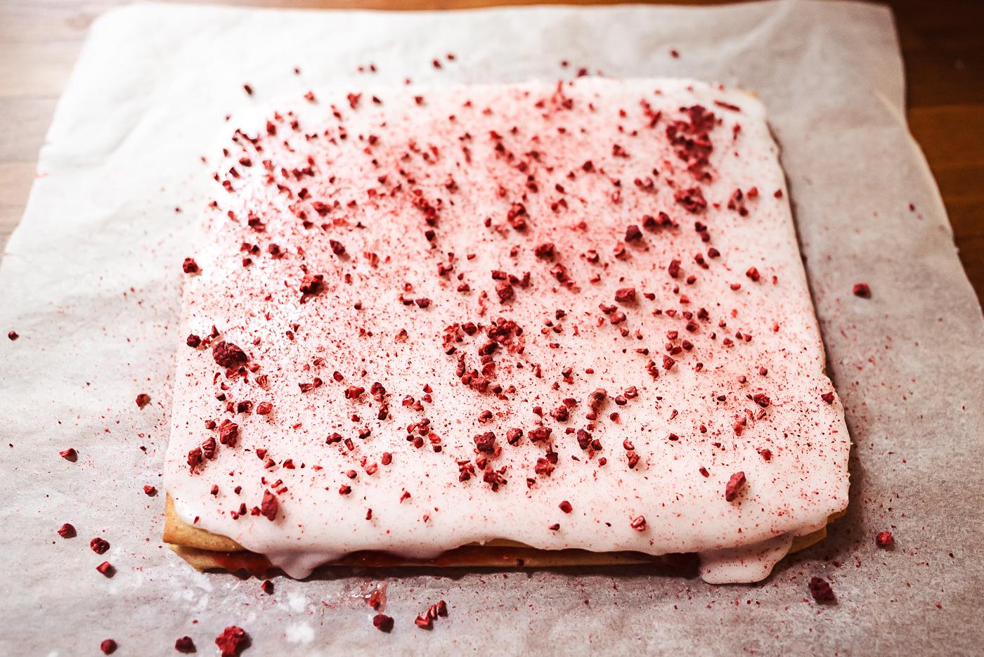 Hindbærsnitter (Danish Raspberry Squares) (Alexandertorte ...