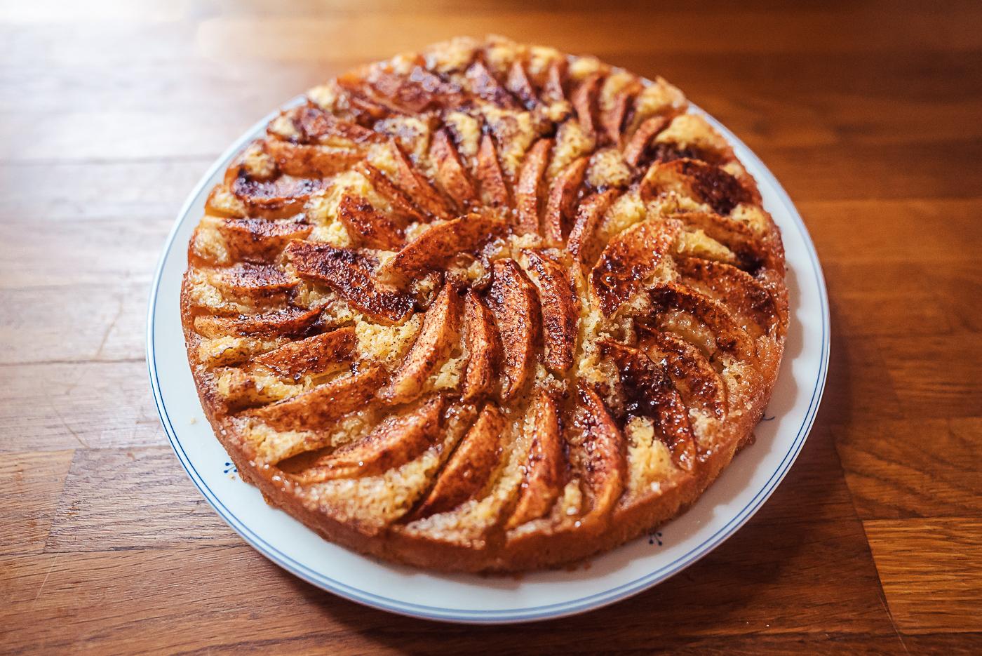 Eplekake (Norwegian Apple Cake) - Scandinavian Cookbook