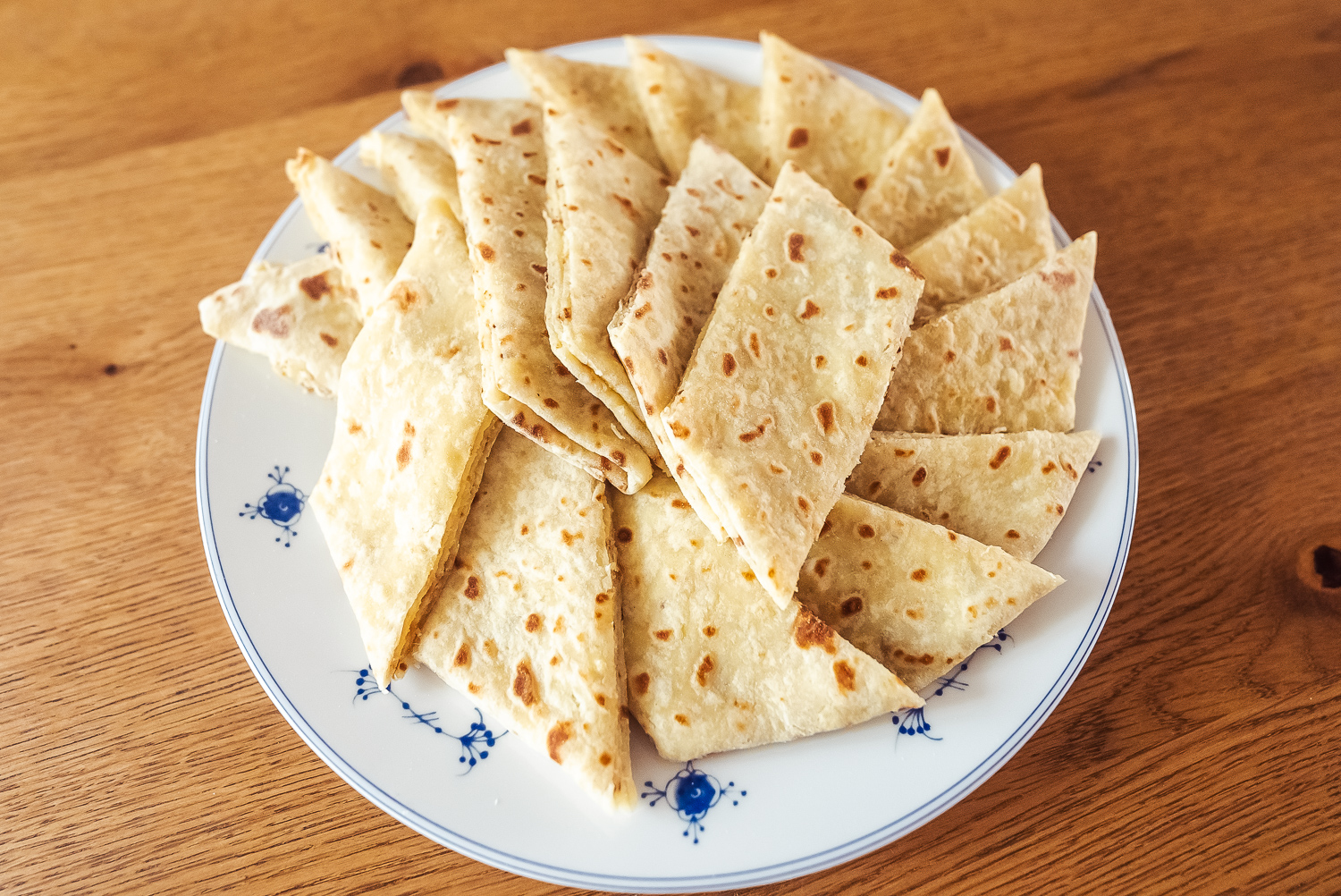 Norwegian Potato Lefse Recipe (With Video) - Scandinavian Cookbook