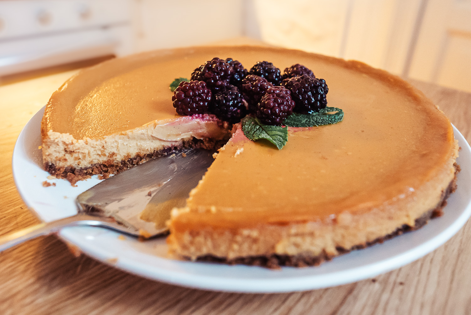 Norwegian Brown Cheese Cheesecake (Brunost Ostekake) - Scandinavian ...
